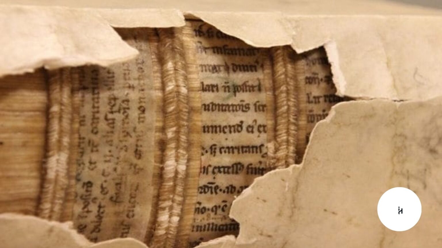 Hidden Messages in Historical Texts: Secrets of the Past ...